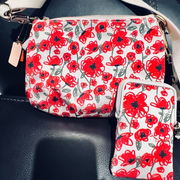 Coach | Bags | Coach Pop Flower Swing Pack | Poshmark
